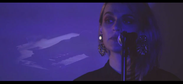 Nuevo video para "Hold Off the Dawn" de El Perro del Mar