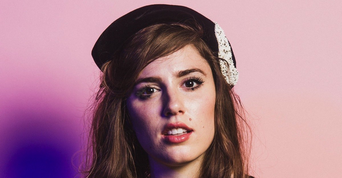 Ryn Weaver presenta su nuevo sencillo "OctaHate"