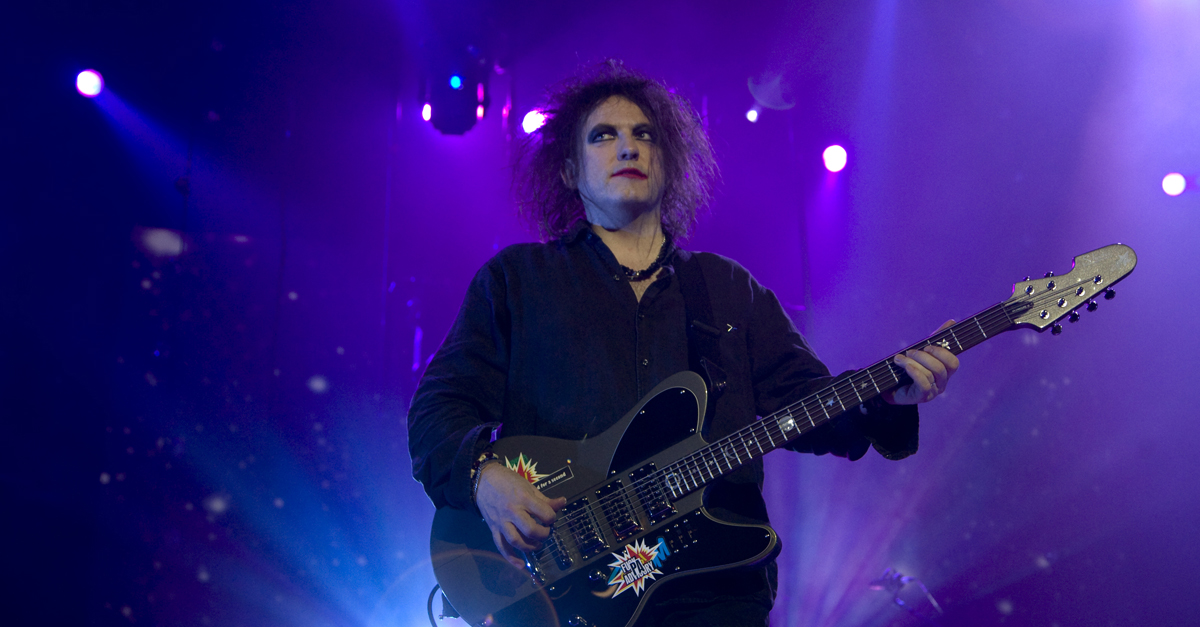 Robert Smith estrena un cover al grupo The Twilight Sad