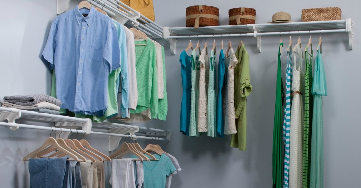 Formas sencillas y practicas para acomodar tu closet