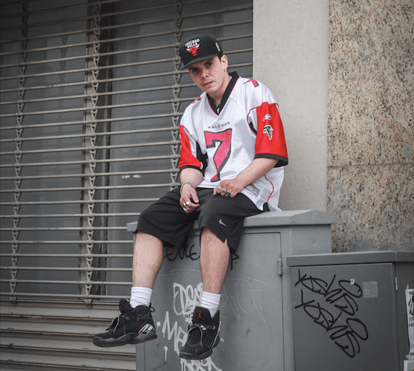 Simpson Ahuevo nos da un adelanto de su próximo álbum 'Jorge'