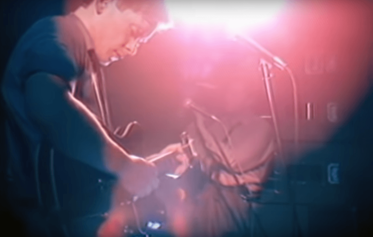 New Order comparte un legendario video de "Ceremony"