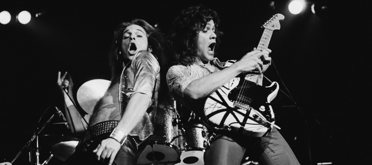 Escucha una versión inédita de "Runnin’ With the Devil" de Van Halen