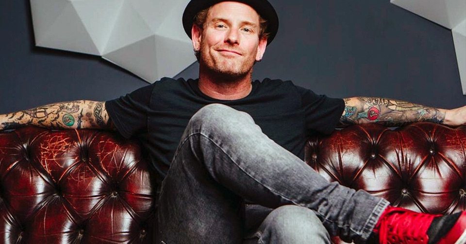 Corey Taylor pierde toda esperanza en la humanidad: "La gente nunca va ...